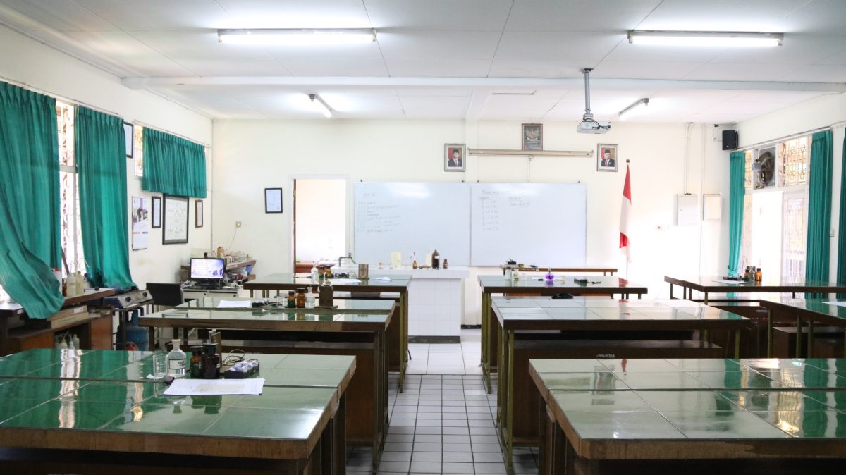 Fasilitas – SMA Kristen Petra 2